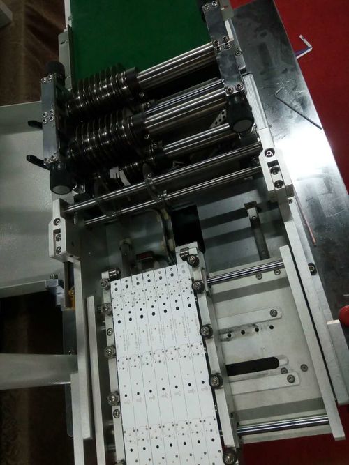 Plug-in PCB Assembly Process-Multiple PCB Separator Machine,PCB Depanelers