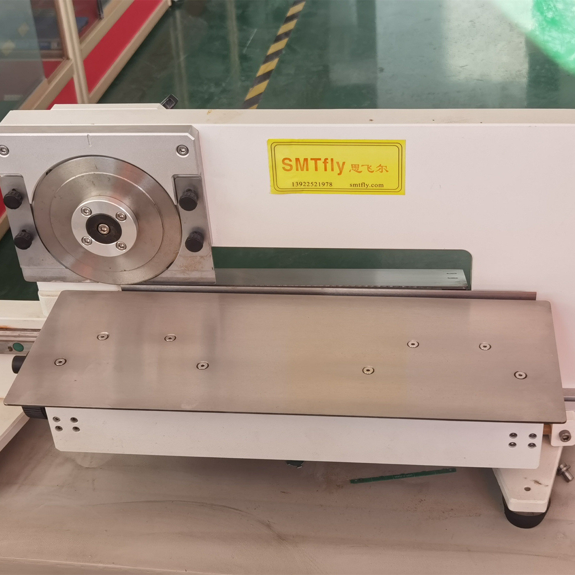 Walking Knife PCB Depaneling Equipment With 0.1mm High Cutting Precision