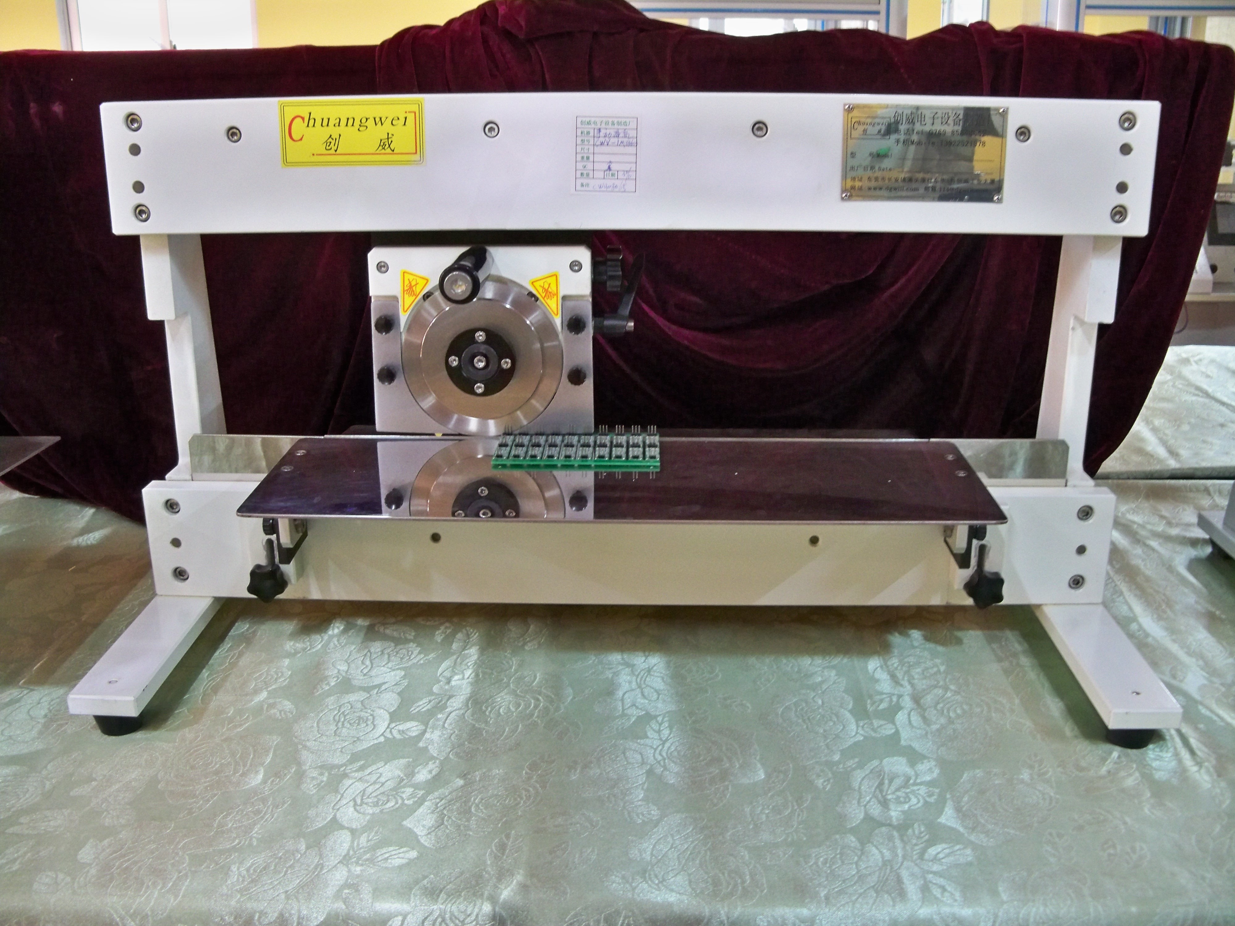 Pcb Depanelizer Operated By Hands CE Appreoved PCBA separator