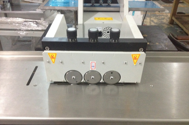 PCB Seperator Machine 220VAC with Long Platform Unlimited LED T8 1200mm